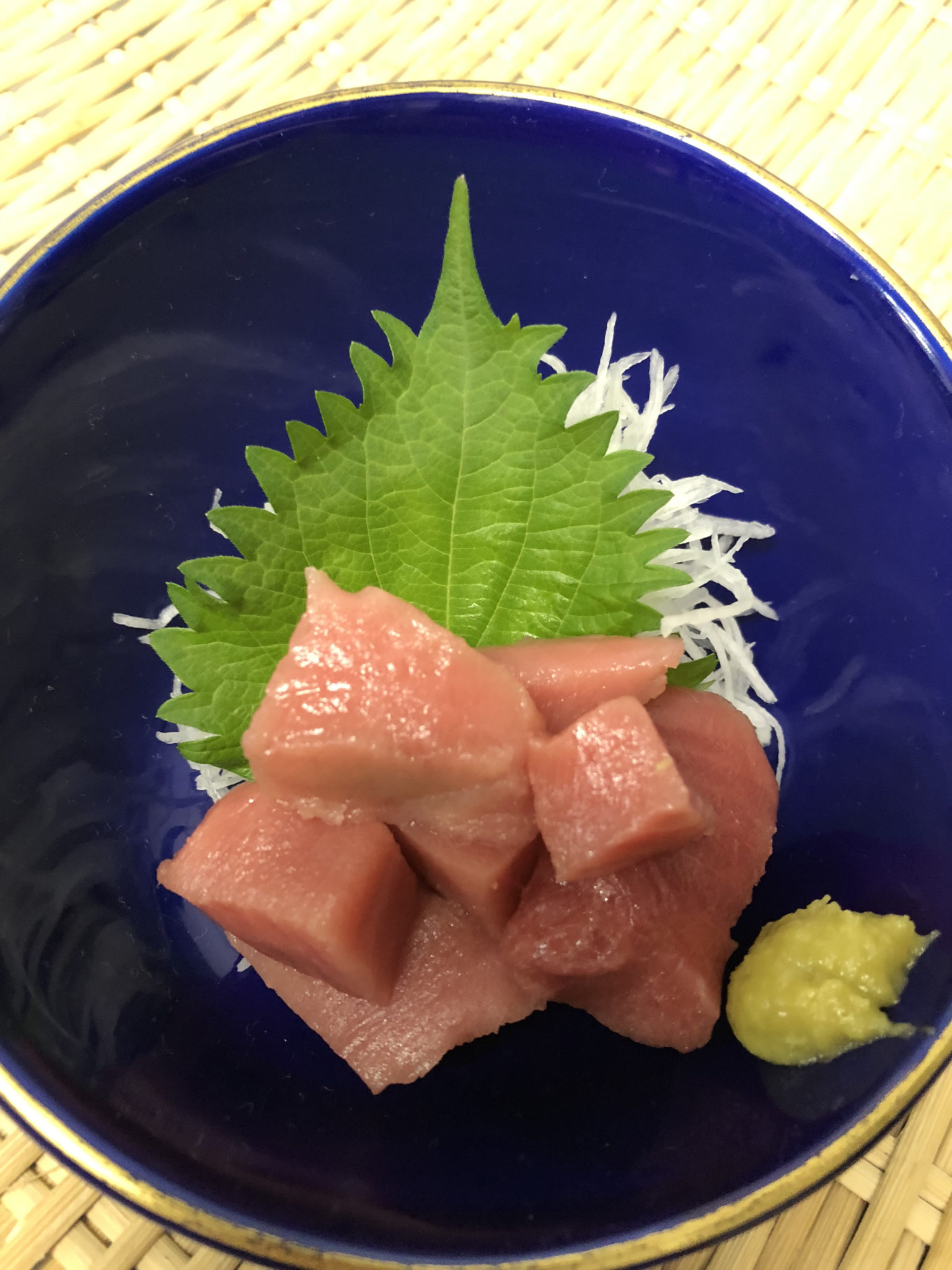 本マグロぶつ切り｜￥600～800 | あぶり家ろわ蔵ー山形県酒田市台町ー